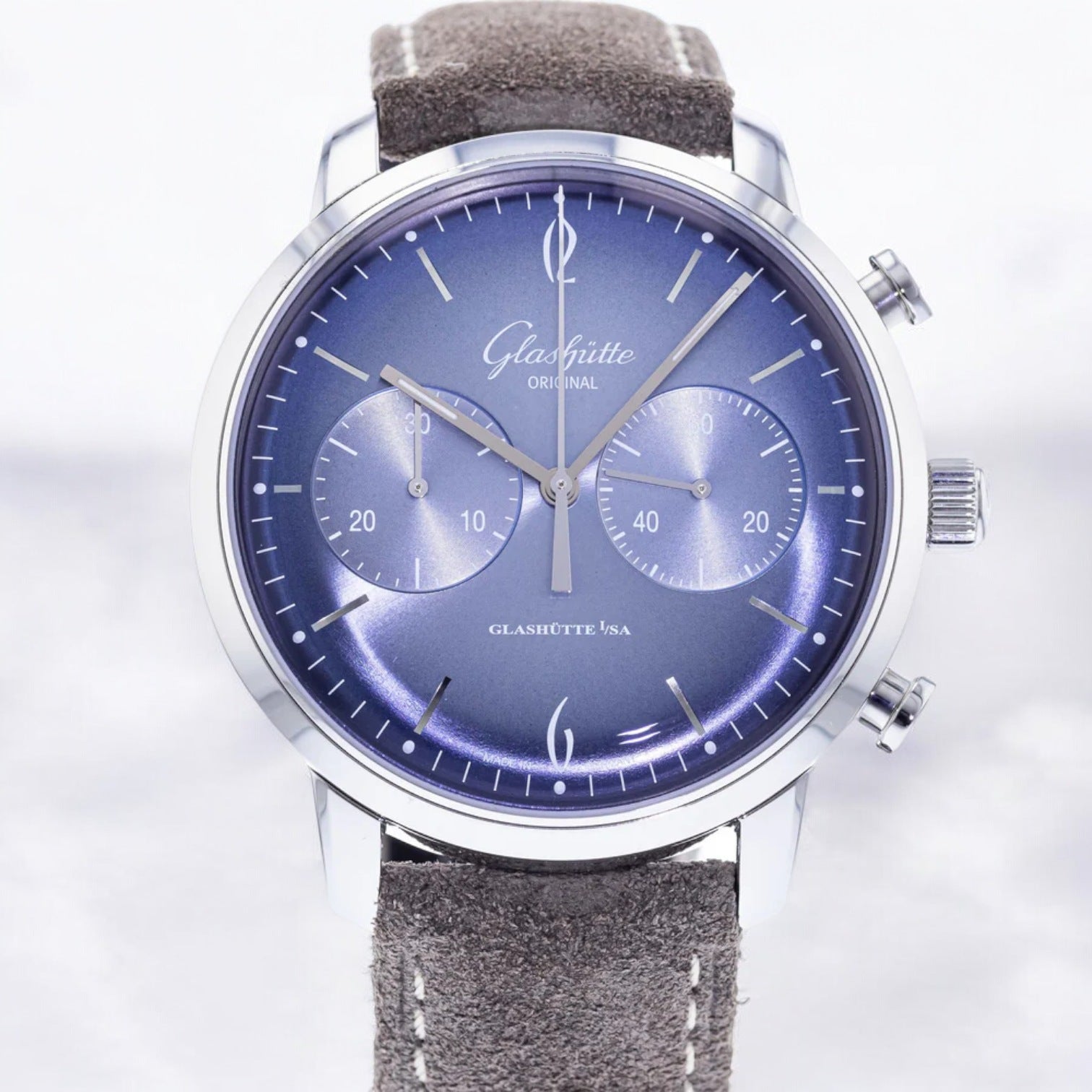 Glashütte Original Sixties Chronograph 42 mm ref 1-39-34-04-22-04
